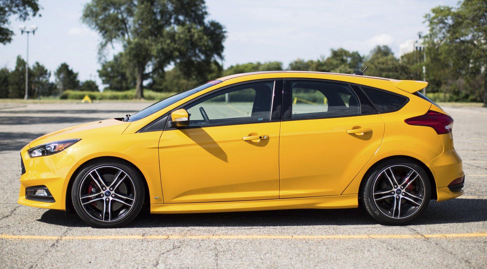 Ford Focus ST by Ford Performance 3 | Carzoom