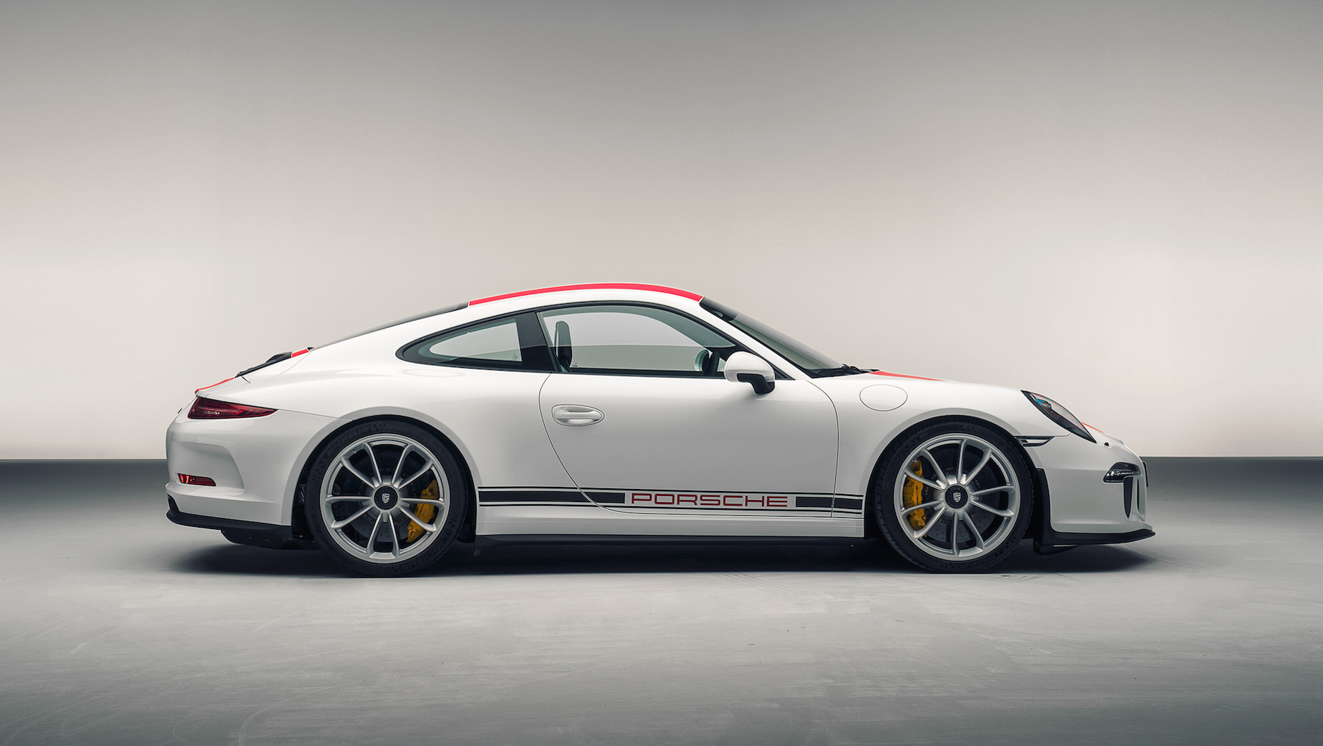 2016-porsche-911-r2 | Carzoom