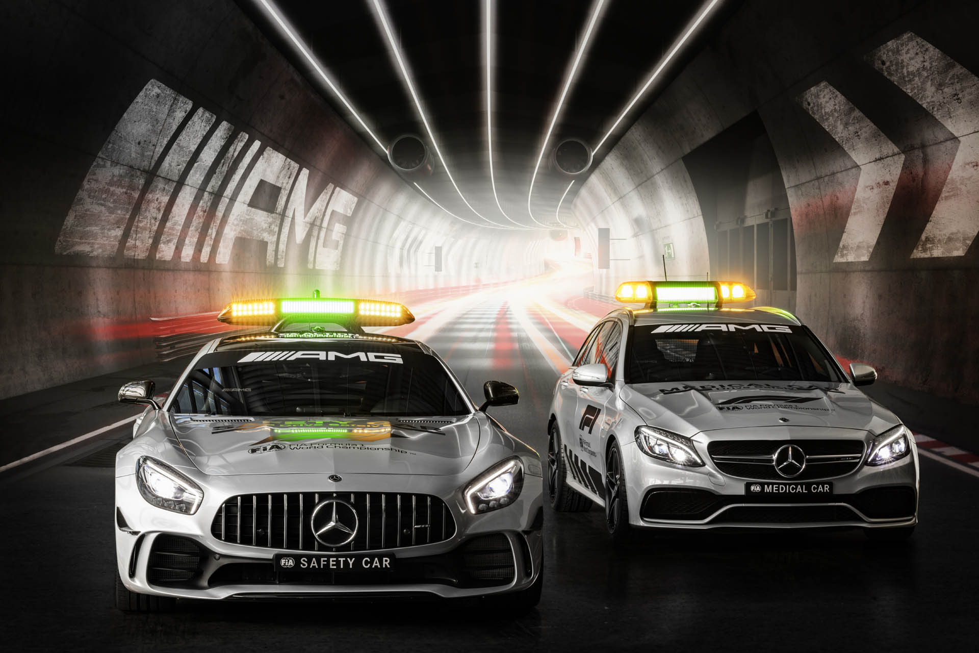 Mercedes AMG GT R é o safety car mais potente de sempre! | Carzoom