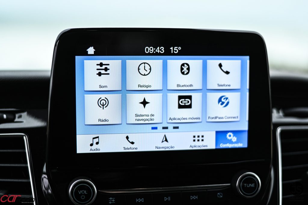 Ford Tourneo Custom PHEV (38) | Carzoom