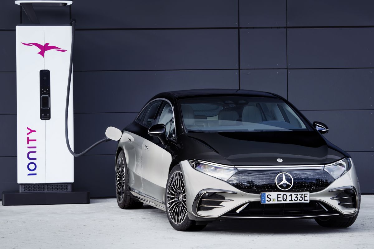 Principais características do novo EQS (vídeo) | Carzoom