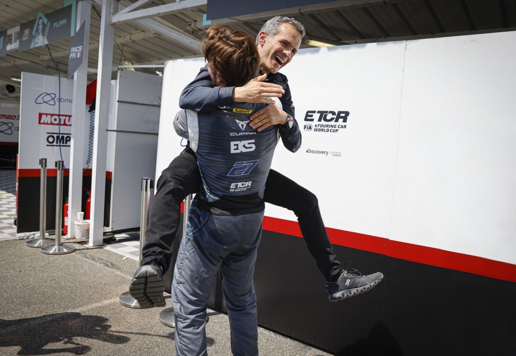 Perfect-Start-for-CUPRA-EKS-as-team-locks-out-podium-in-opening-round ...