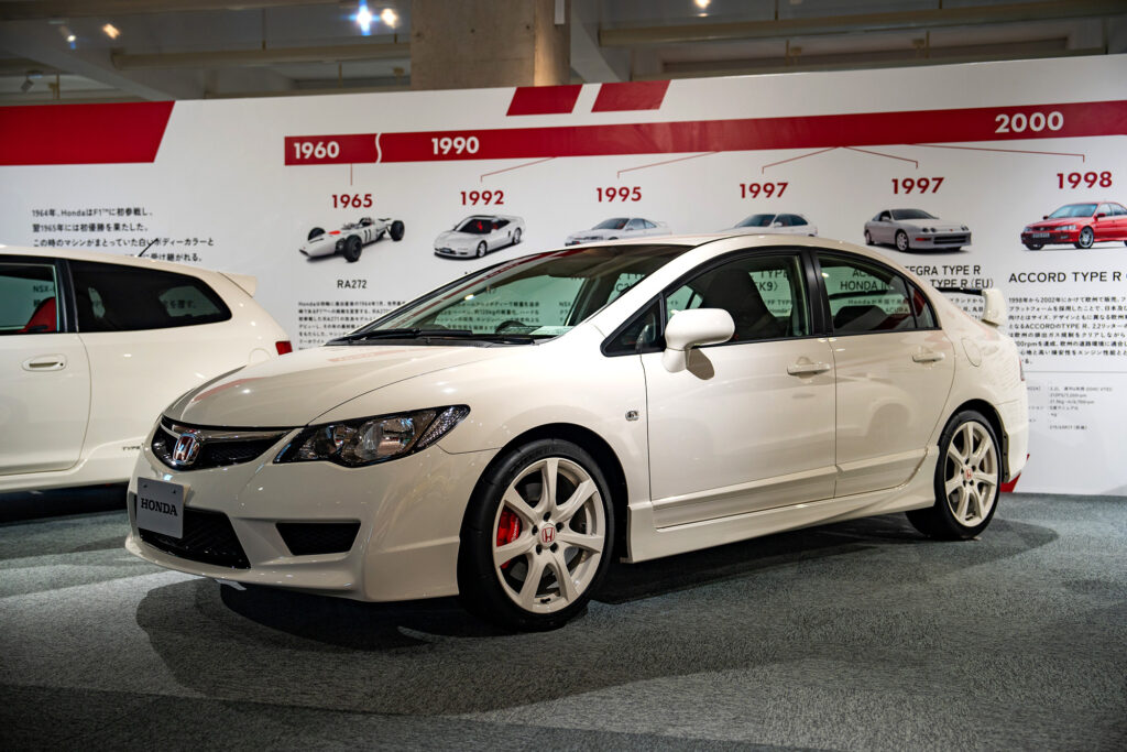 Honda Type-R (17) | Carzoom