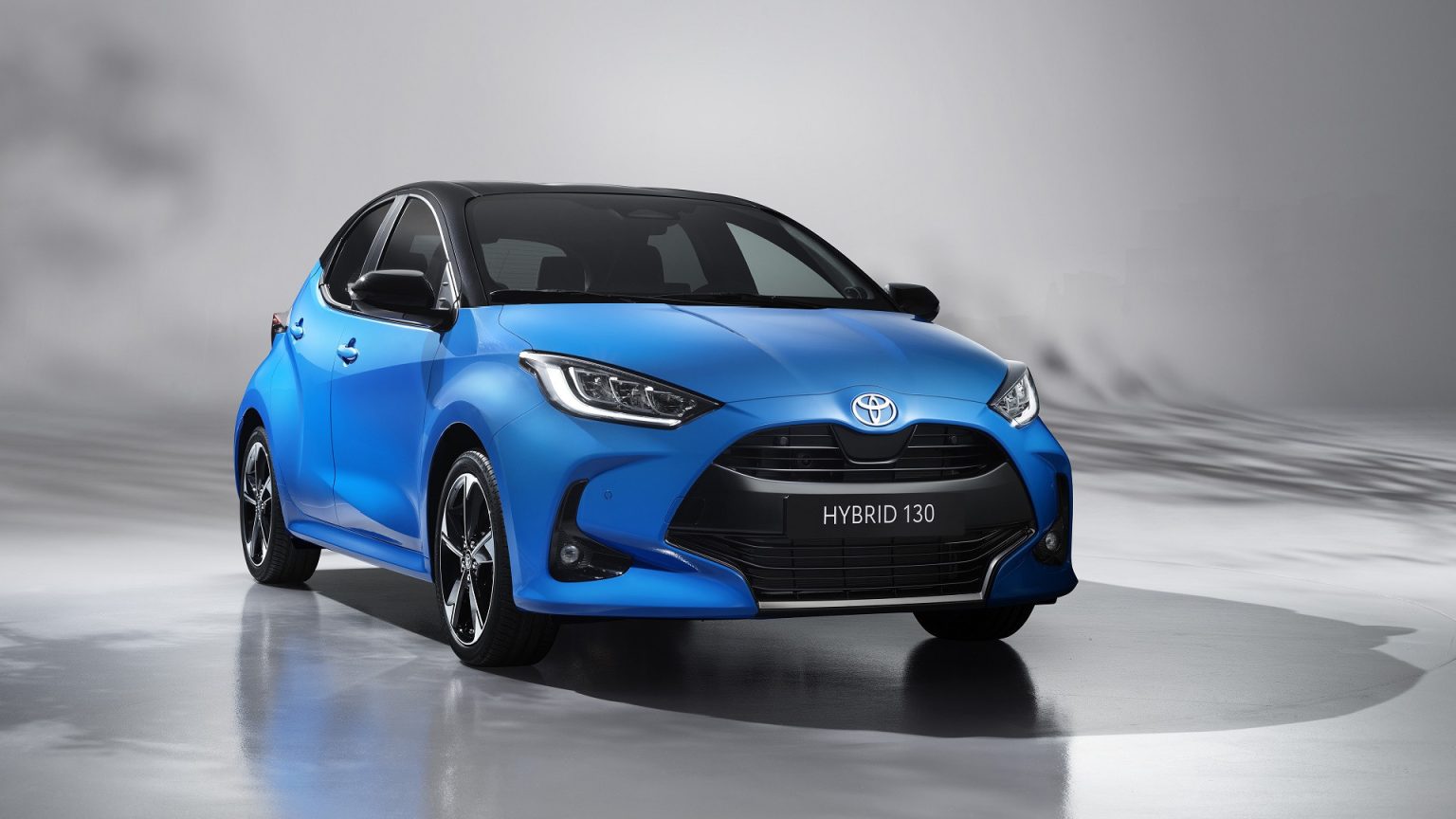 Toyota amplia a gama do Yaris para 2024, com nova motorização ...